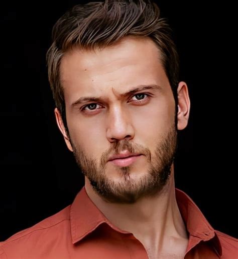 Aras Bulut İynemli Age Net Worth Girlfriend Family Biography