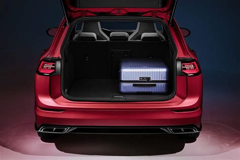 Oficial Así es el nuevo Volkswagen Golf Variant más espacio interior