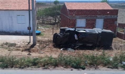 M E E Filho Morrem Em Acidente Entre Carro E Moto Na Se O Que