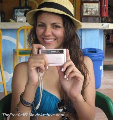 Victoria Justice Fully Naked At Largest Celebrities Archive