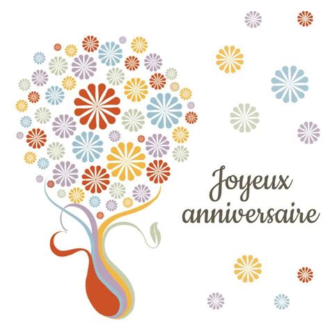 Belle femme annonceur arrivée pancarte joyeux anniversaire imprimer