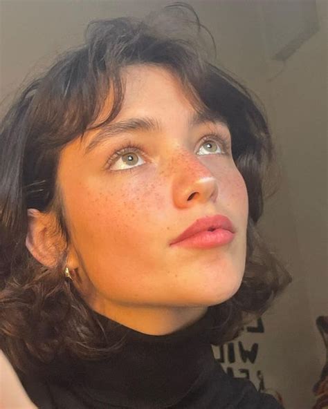 Female Profile Women Profile Pretty People Beautiful People Shaggy Short Hair Short Grunge
