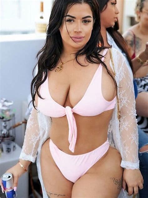 Pin By Cherry On Thickems Plus Size Swimsuits Trendy Swimsuits