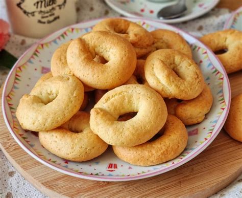 BISCOTTI CIAMBELLINE DELLA NONNA DA INZUPPO Dolce Ricetta Genuina