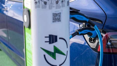 Lades Ulencheck Zeigt Strom F R Elektroautos Unn Tig Teuer