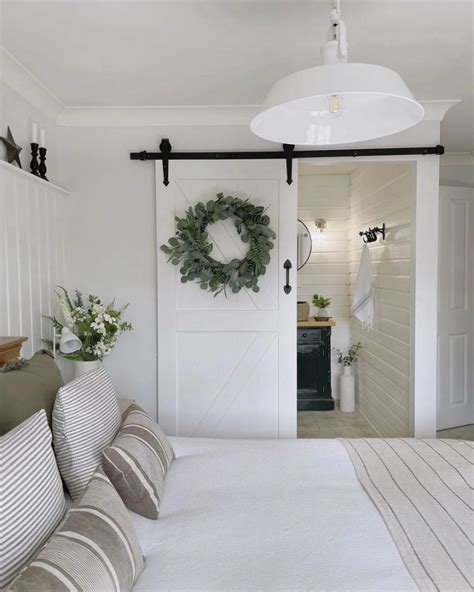 17 Amazing Barn Door Ideas For Your Home
