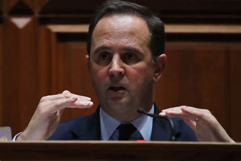 Fernando Medina vai esta sexta feira à AR prestar esclarecimentos sobre