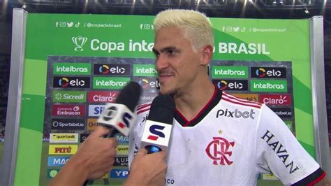 Pedro do Flamengo revela ensaio para golaço contra Athletico PR