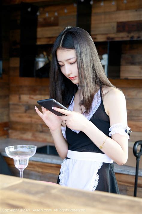 XiuRen秀人网 新人模特熊小诺 居家蕾丝女仆主题性感写真 No 3586 美图131