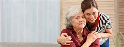 8 Funciones Del Cuidador De Adultos Mayores TinkerLink Blog