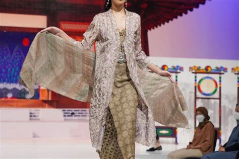 Hanbok Batik Fashion Show 2021 ONE EVENT