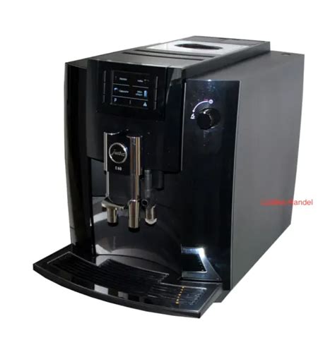 JURA E6 EB TFT Piano Black macchina da caffè completamente automatica
