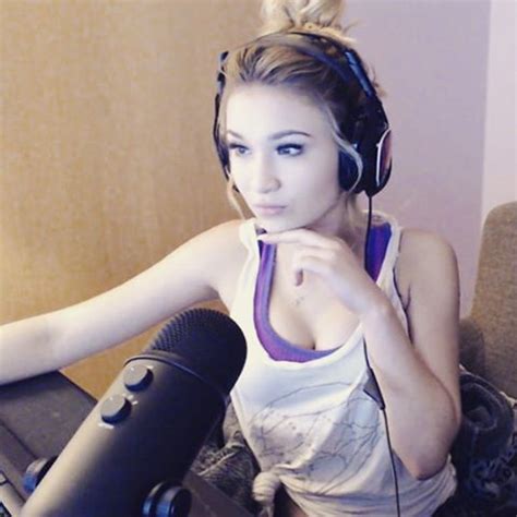 Kenzliee KenZlay Sexy Cleavage Pictures 59 Pics LeakCelebrities