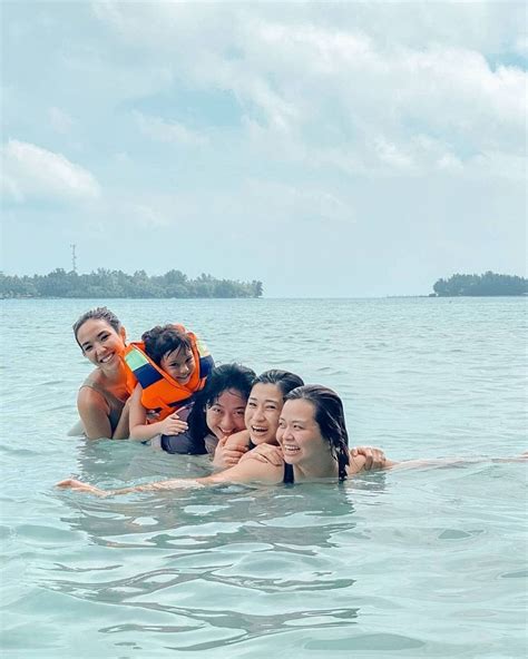 Liburan Lagi 10 Potret Keseruan Gisella Dan Gempi Nikmati Pulau Macan