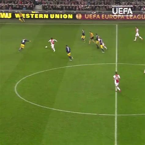 UEFA en español on Twitter Felicidades Mané El delantero