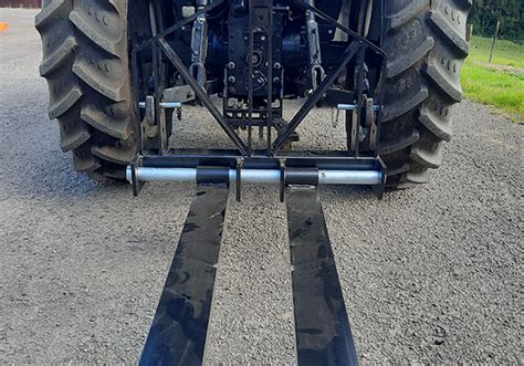 Landmax Three Point Linkage Pallet Forks Kgs
