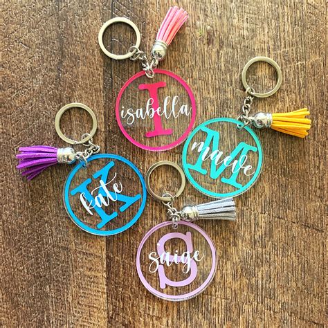 Llavero acrílico personalizado con borla Llaveros Etsy España