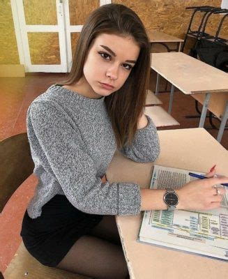 Голенькие школьницы картинки