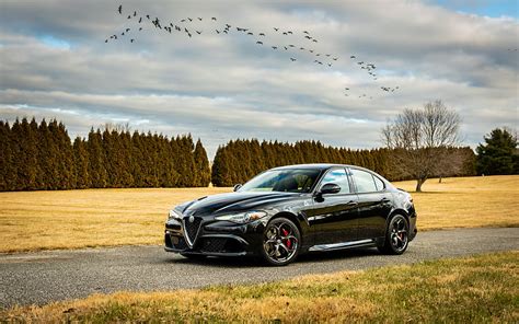 2021 Alfa Romeo Giulia Quadrifoglio Front View Exterior Black New