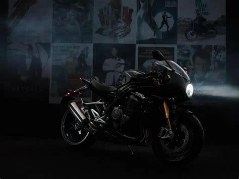 2023 Triumph Street Triple 765RS Guide Total Motorcycle