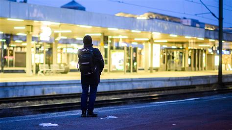 Zugverkehr L Uft Nach Lokf Hrerstreik Wieder Nach Plan Buten Un Binnen