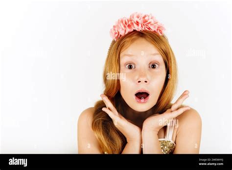 Year Old Girl Studio Banque De Photographies Et Dimages Haute