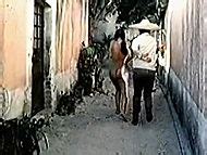 Naked Isaura Espinoza In Hembras Y Un Macho Menos Video Clip