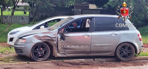 Batida Entre Dois Carros Deixa Uma Pessoa Ferida Na Epia Sul No Df