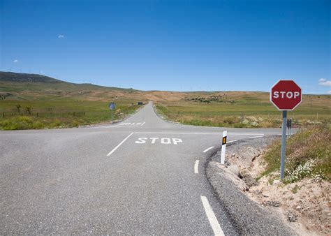 O que precisa de saber sobre a cedência de passagem guia Completo