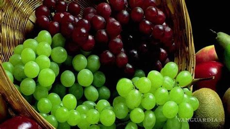 El origen de la tradición de comer 12 uvas en nochevieja