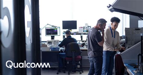 New Snapdragon X70 Modem RF Harnesses Worlds First 5G AI Processor For