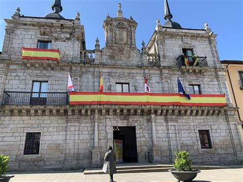 El Ayuntamiento de Ponferrada recibirá casi 216 000 de la Junta para