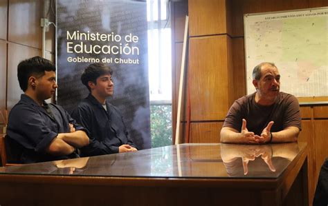 El Ministerio de Educación expone la muestra fotográfica de los