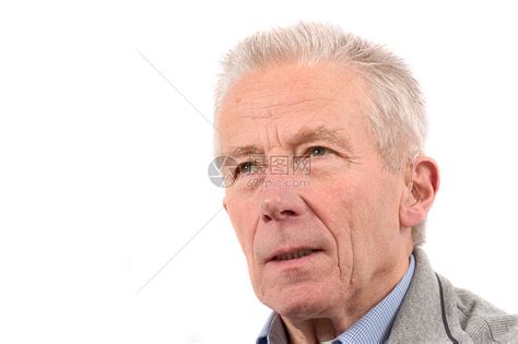 英俊的老年帅哥男性灰色皱纹爷爷父亲白色祖父成人男人爸爸高清图片下载 正版图片320022449 摄图网