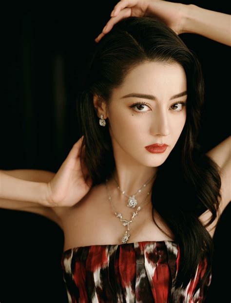 Ảnh chưa chỉnh sửa của sao Cbiz tại sự kiện Dior Địch Lệ Nhiệt Ba lộ