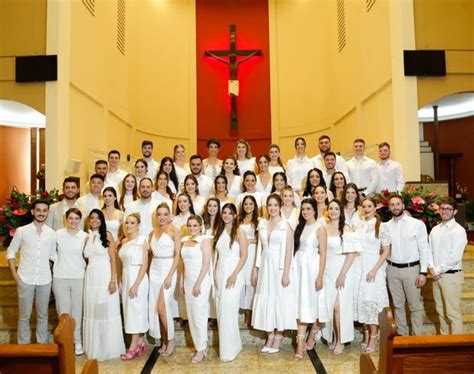 Unipar Celebra A Formatura Da Primeira Turma De Medicina Em Umuarama