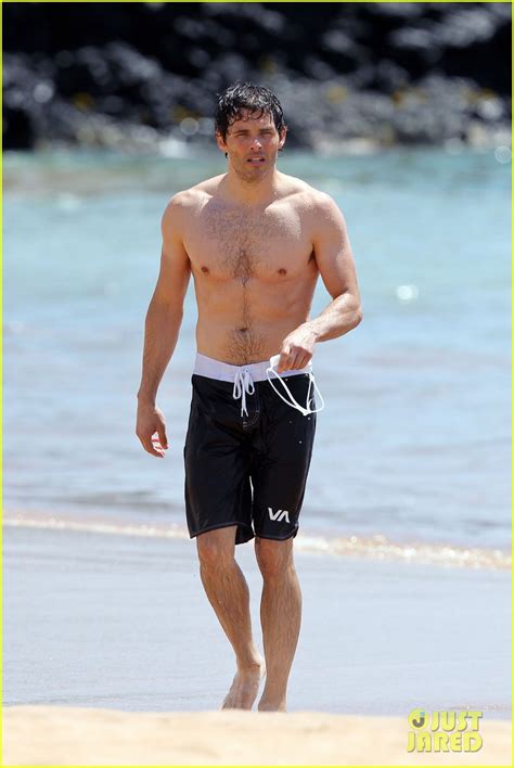 James Marsden Shirtless In Hawaii Photo James Marsden