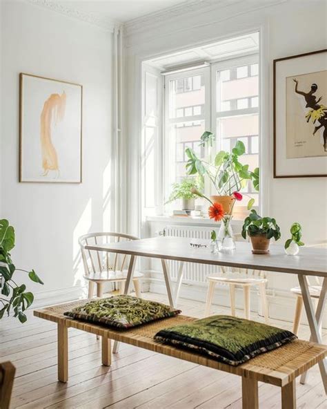 Historiska Hem on Instagram Tre ljusa och luftiga rum och kök med