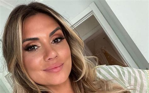 Liliana Filipa Liliana Filipa Mostra se nua na banheira e deixa fãs