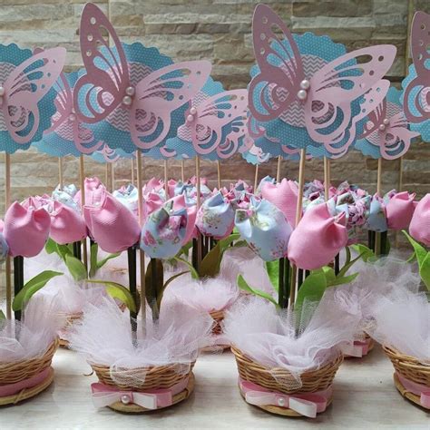 Bellos centros de mesa fáciles de hacer para decorar fiestas y eventos