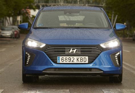 Hyundai IONIQ Híbrido Enchufable a prueba ideal para no gastar