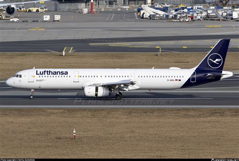 D AIRA Lufthansa Airbus A321 131 Photo By RAFAL KUKOWSKI ID 1562665