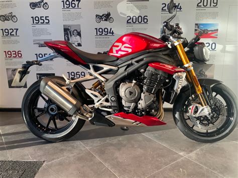 Ex Demo Triumph Naked SPEED TRIPLE 1200 RS For Sale In Cheltenham
