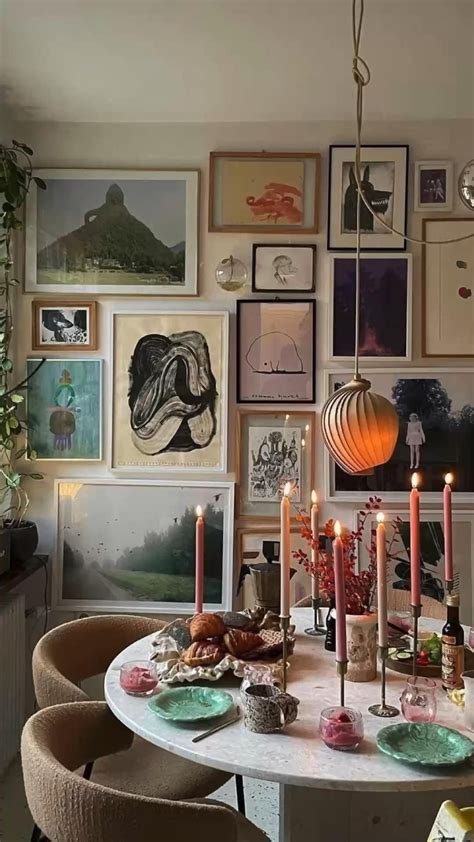 How To Make A Gallery Wall Selecting Arranging Layout Ideas Artofit