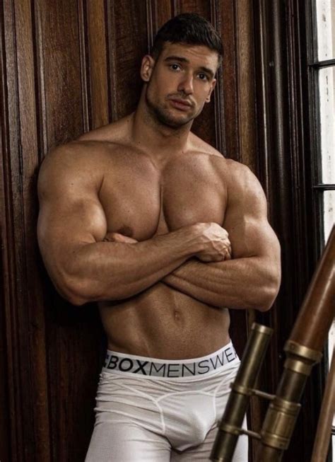Hot Dudes Good Mood On Twitter Rt Contatto