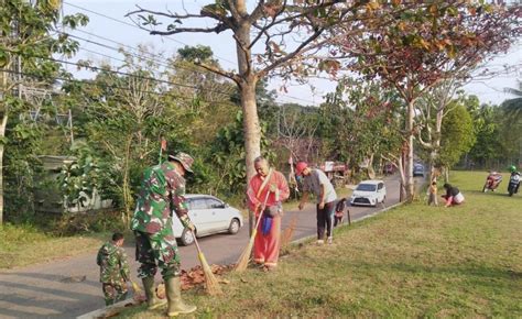 Kerja Bakti Persiapan Upacara Pembukaan TMMD Sengkuyung Tahap II