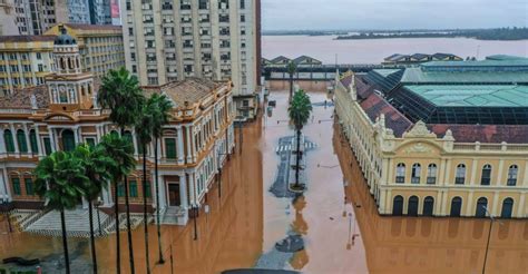 Porto Alegre emite alerta de inundação extrema e tem maior cheia da