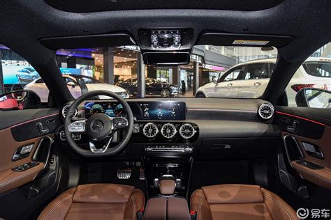 奔驰CLA级CLA 260 4MATIC内饰全景正拍图片 汽车图片大全 易车