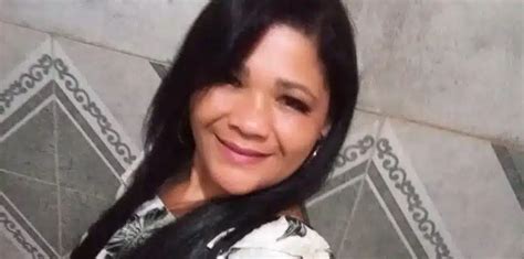 Mulher Morta A Facadas Pelo Marido Na Bahia