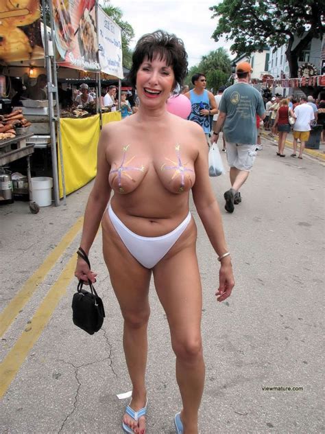 Fully Naked Hot Mature Telegraph